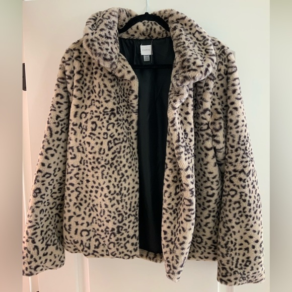Cupio | Jackets & Coats | Cupio Large Faux Animal Fur Coat | Poshmark